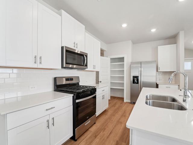 14175 Granger Pointe Lane