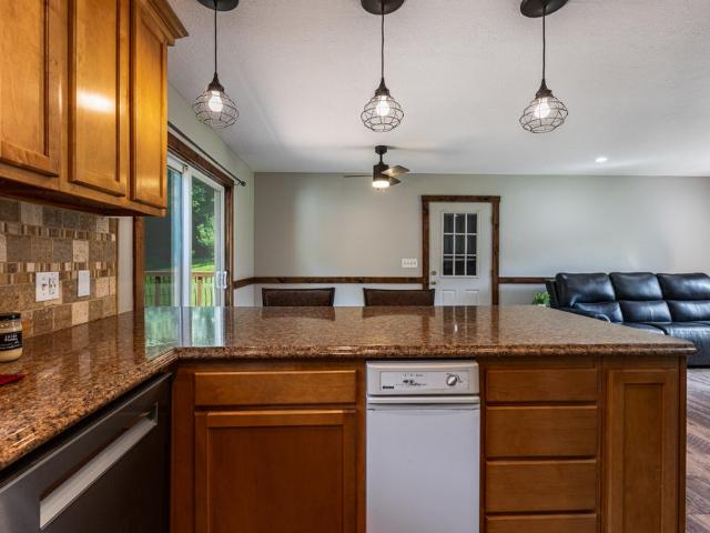 1417 N Bend Road