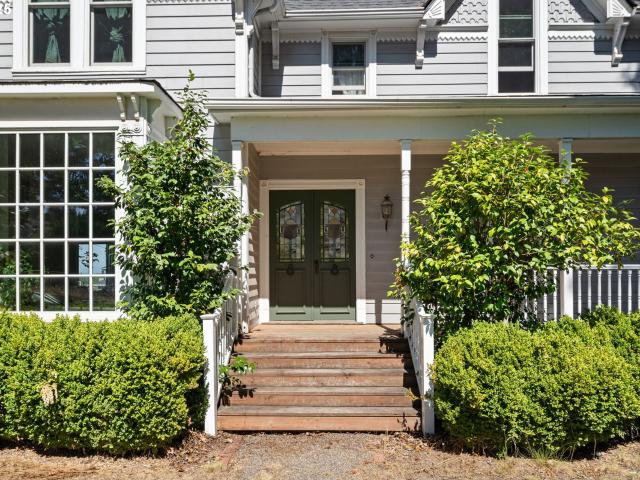 1417 orchard heights rd nw