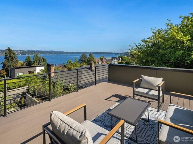 1417 B 36th Ave S Unit 2, Seattle, WA 98144