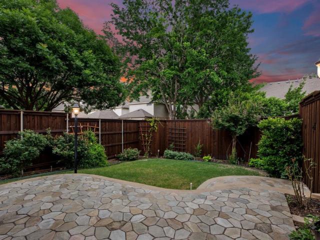 1417 Cool Springs Drive
