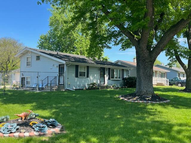 1417 Earl Road