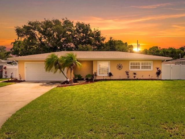 1417 Fairfield Dr, Clearwater, FL 33764