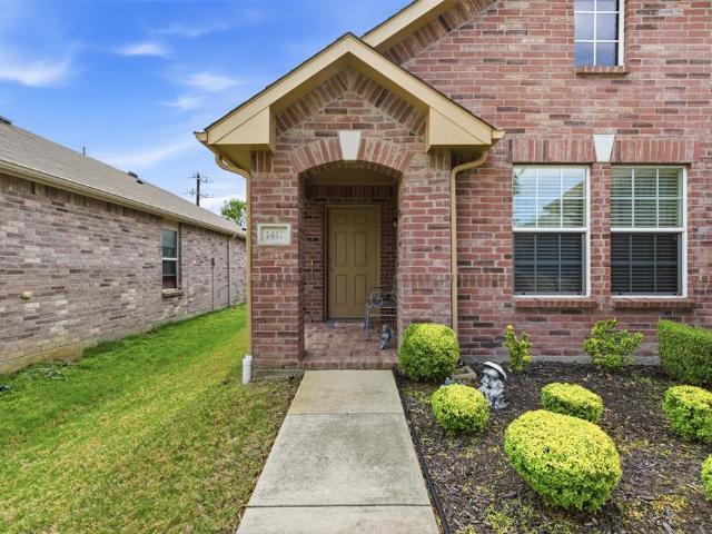 1417 Lone Pine Drive
