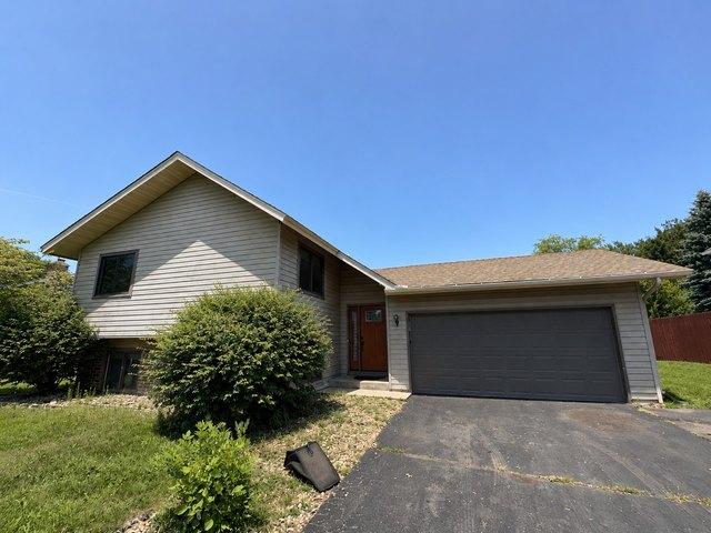 1417 Raleigh Dr, Burnsville, MN 55337