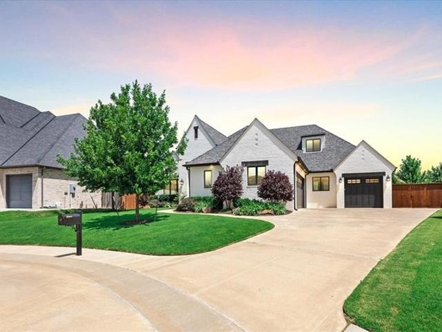1417 Regency Bridge Cir, Edmond, OK 73034