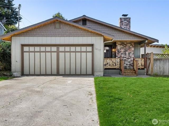 1417 S 257th Pl, Des Moines, WA 98198