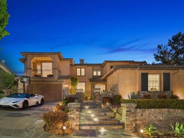 1417 Schoolhouse Way, San Marcos, CA 92078