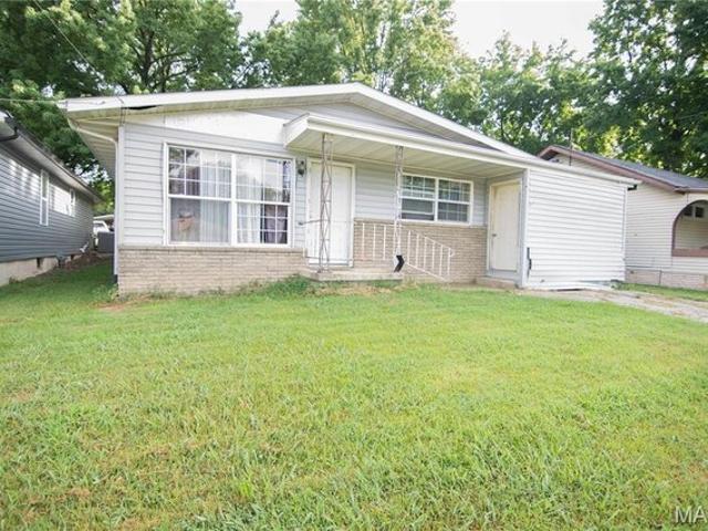 1417 W Main St, Vandalia, IL 62471