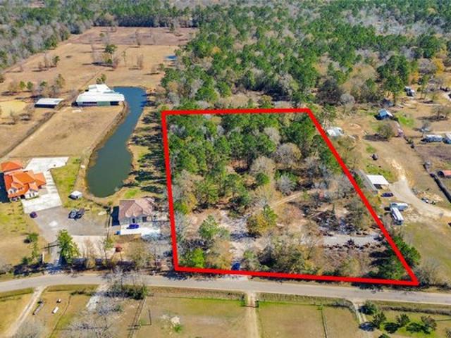14187 Tommy Smith Rd, Conroe, TX 77306