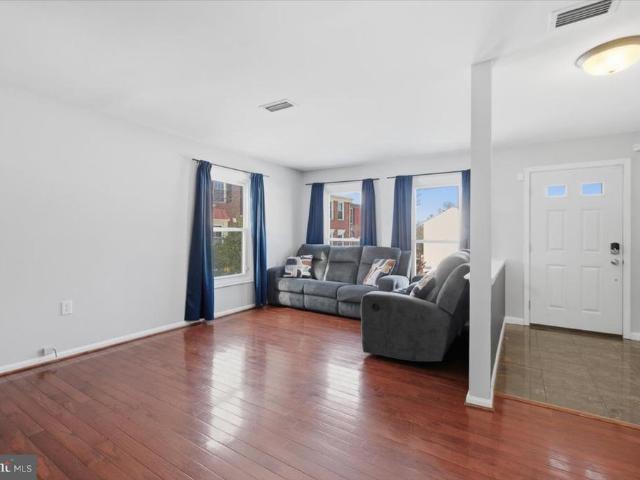 14187 Royal Oak Lane