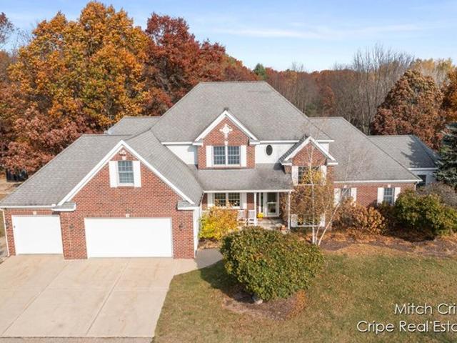 14186 S Mocking Bird Ln, Grant, MI 49327