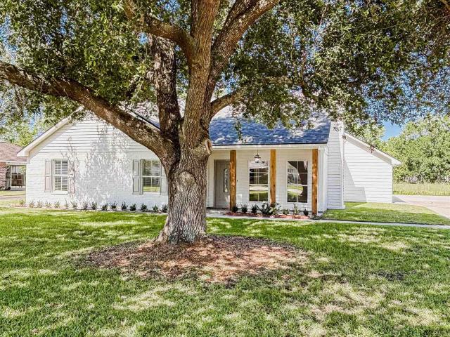 14189 Troy Duplessis Rd, Gonzales, LA 70737 | MLS #BR2026008 | Compass