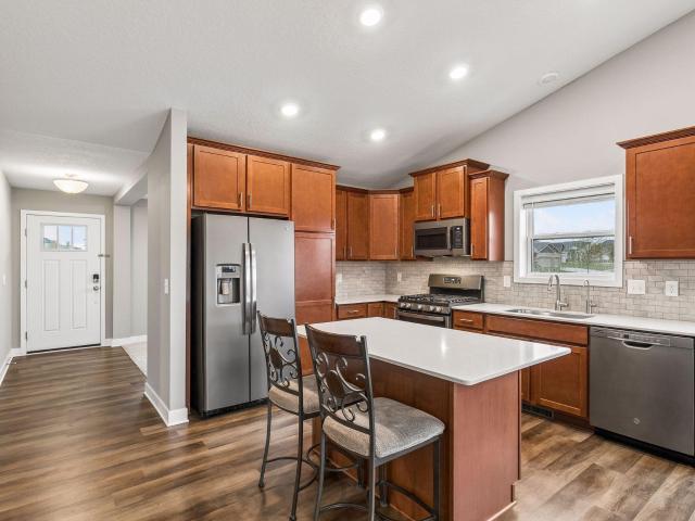 1418 Nutmeg Cir, Carver, MN 55315 | MLS #7061 | Compass