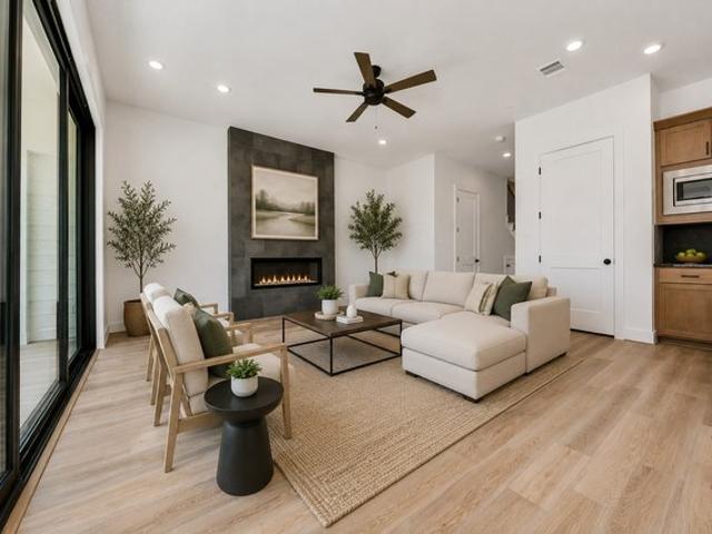 1418 Caywood Ln Unit D, Houston, TX 77055