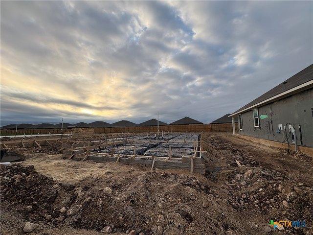 1418 Dowdy Dr, Belton, TX 76513