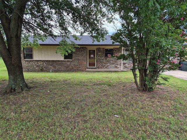 1418 E 1st St, Okmulgee, OK 74447