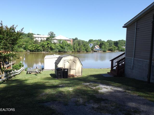 1418 E Pearly Smith Rd
