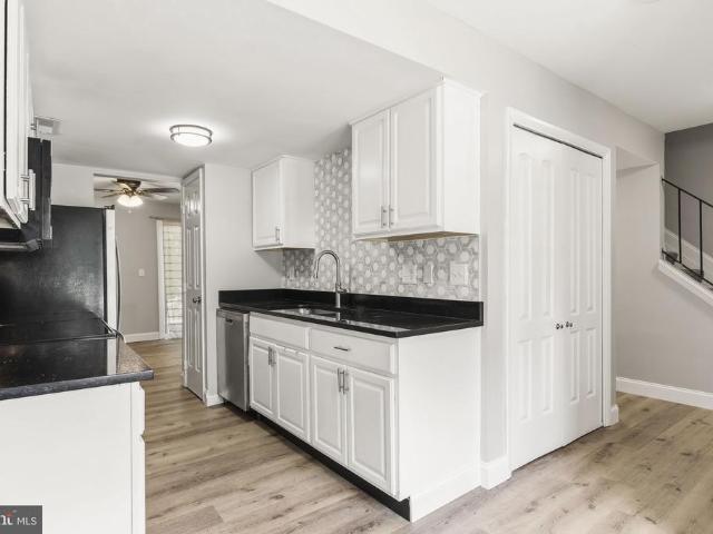 1418 Foxwood Court