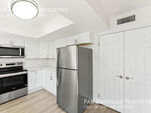 1418 Glenwood 2 Bedroom Apartment for Rent at 1418 Glenwood Rd, Glendale, CA 91201 Grandview