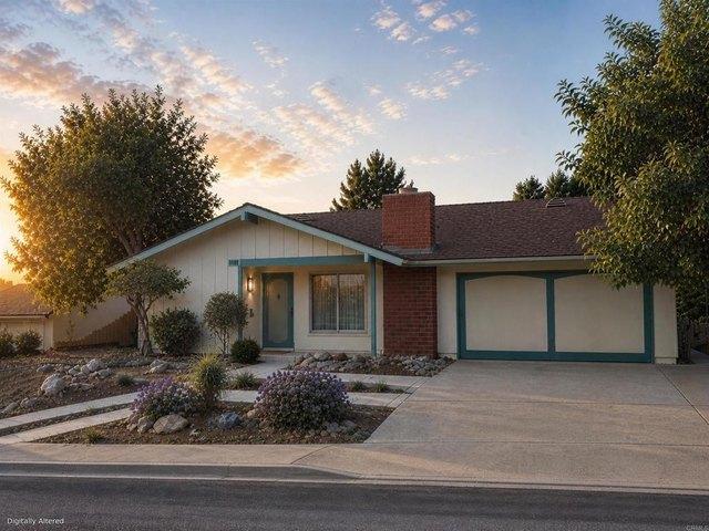 1418 Kenora St, Escondido, CA 92027