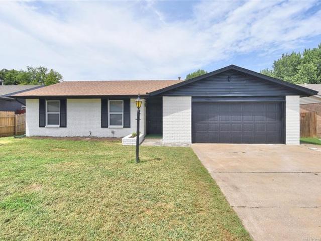 1418 S 122nd East Ave, Tulsa, OK 74128