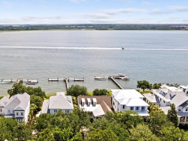 1418 Smythe St, Daniel Island, SC 29492