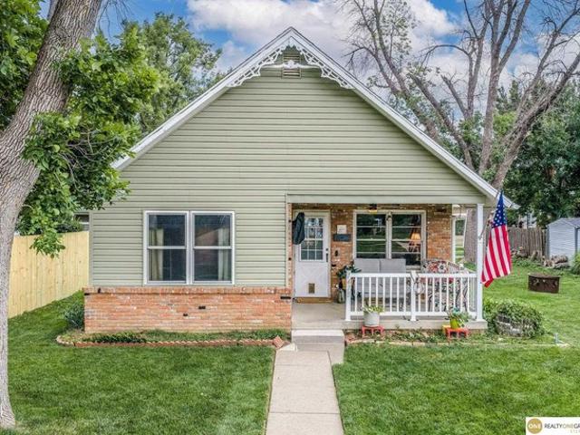1418 South St, Blair, NE 68008