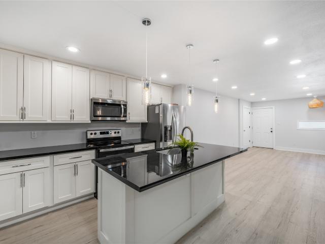 1418 Vermont St, Unit 1, Houston, TX 77006 | MLS #40585 | Compass