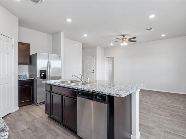 1418 Victory Ranch Trail