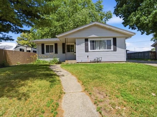 1418 87th St, Kenosha, WI 53143