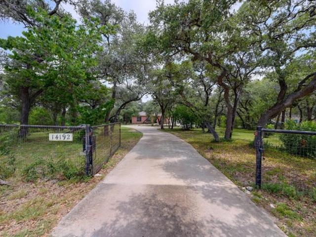 14192 Antonio Dr, Helotes, TX 78023