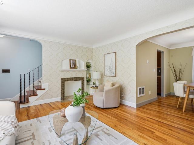 1419 NW 23RD AVE