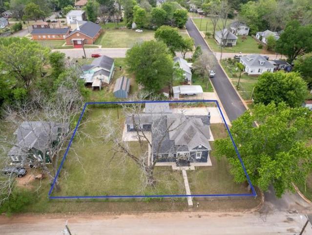 1419 N Sycamore