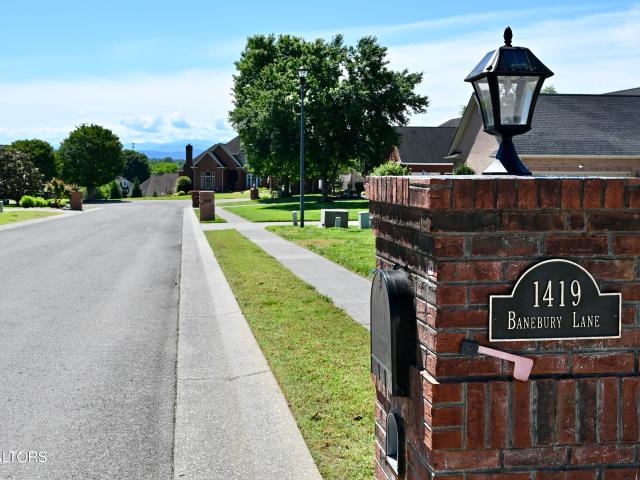 1419 Banebury Lane