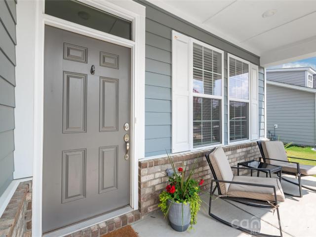 1419 Black Walnut Street