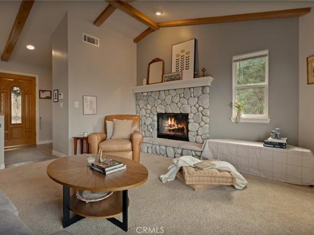 1419 Calgary, Lake Arrowhead, CA 92352