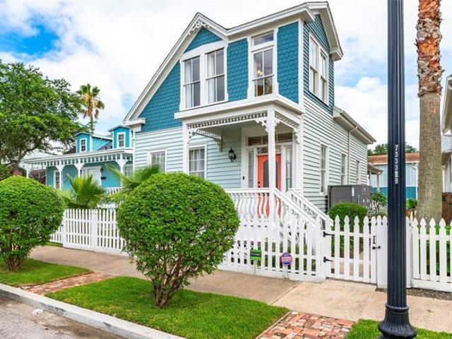 1419 Church St, Galveston, TX 77550