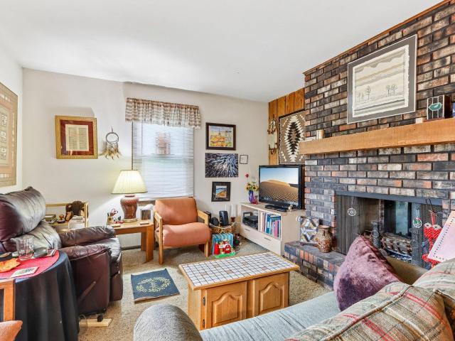 1419 Crabapple Dr