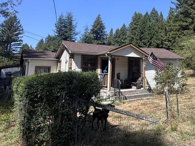 1419 Fieldbrook Rd, McKinleyville, CA 95519