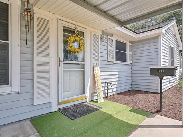 1419 Harris Ave, Pasadena, TX 77506