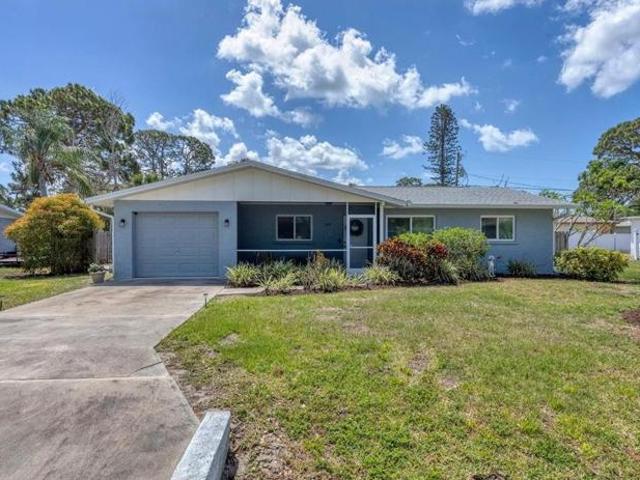 1419 Horizon Rd, Venice, FL 34293