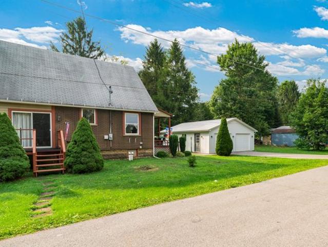 1419 Powell Ave, Hyde, PA 16843