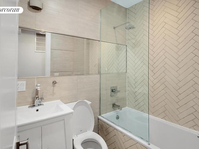1419 St Johns Place