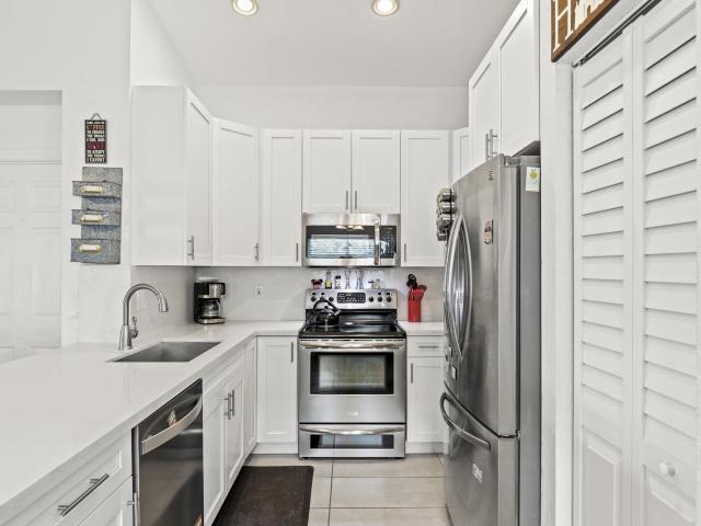1419 SW 45th Way, Deerfield Beach, FL 33442 | MLS #B26011 | Compass