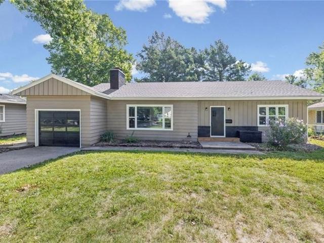 1419 S Hickory St, Ottawa, KS 66067