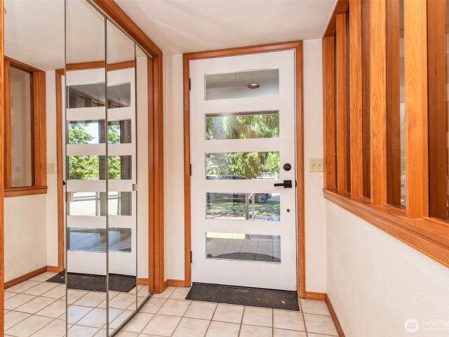 1419 S Pacific Vista