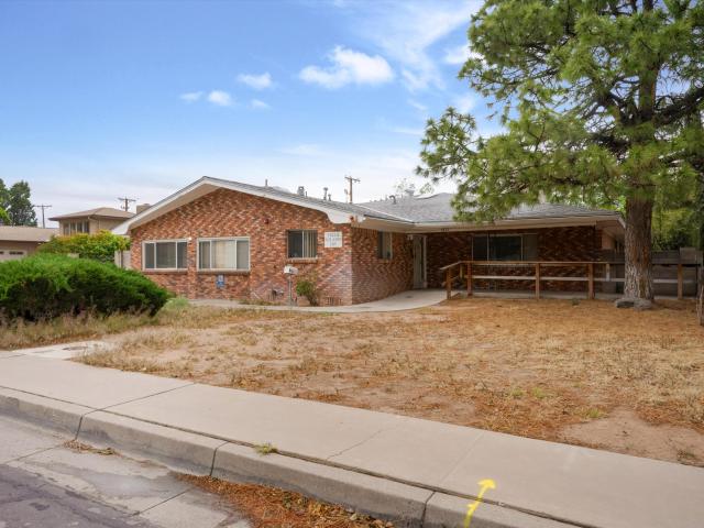 1419 Solano Drive NE