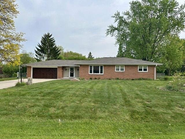 14101 W Maple Ridge Rd, New Berlin, WI 53151