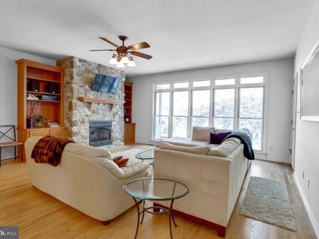 14101 Barberry Cir Unit 402, Mercersburg, PA 17236